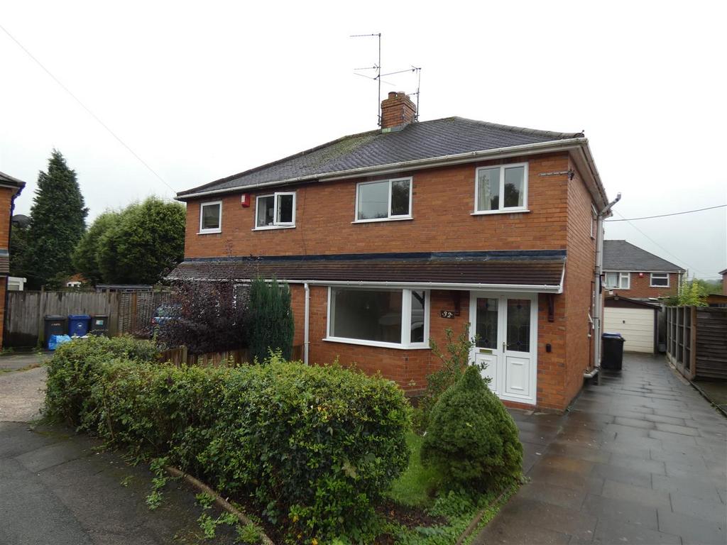 Halfway Place, Newcastle 3 bed semi-detached house - £895 pcm (£207 pw)