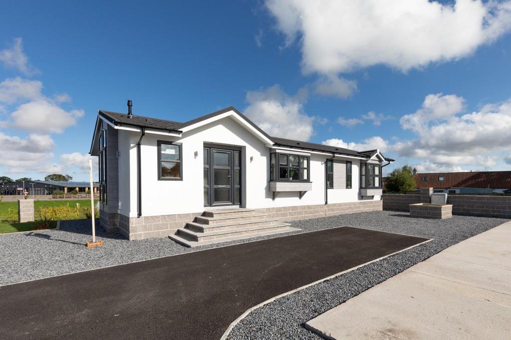 Windsor Lodge, Swilken Village... 2 bed lodge - £349,000