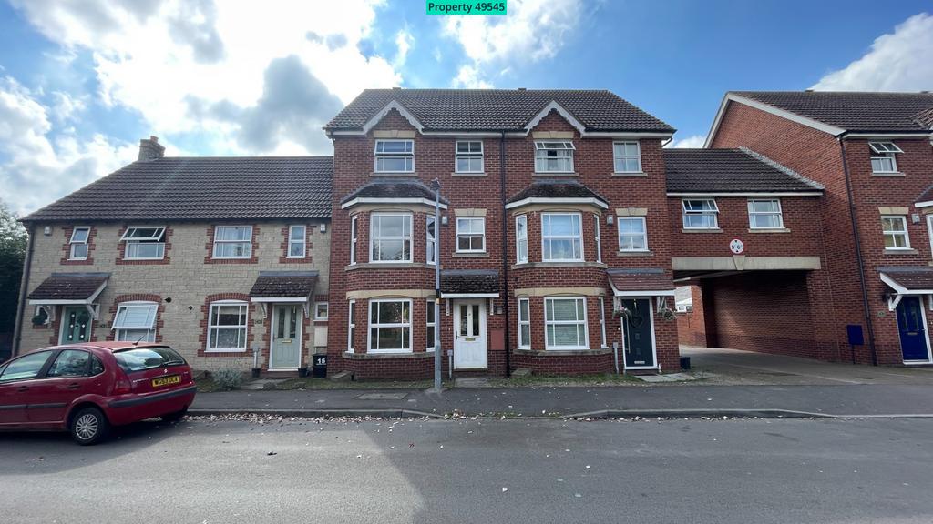 Reeves Road, Devizes, SN10 3UB 3 bed townhouse for sale - £325,000