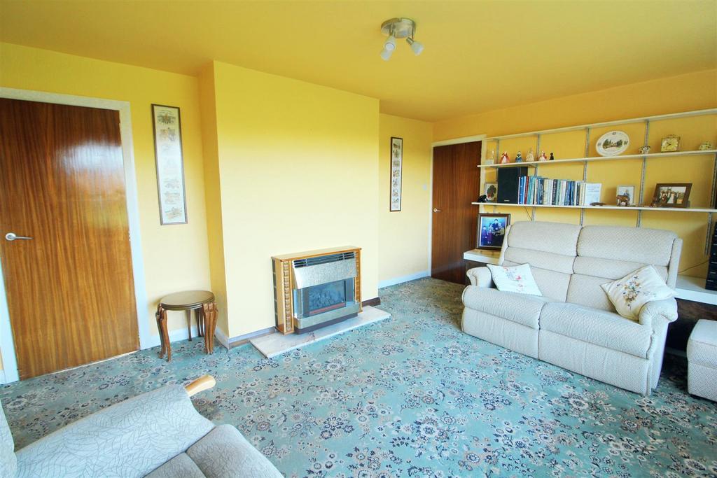 Hallas Road, Kirkburton, HD8 0QQ 3 bed detached bungalow for sale - £ ...