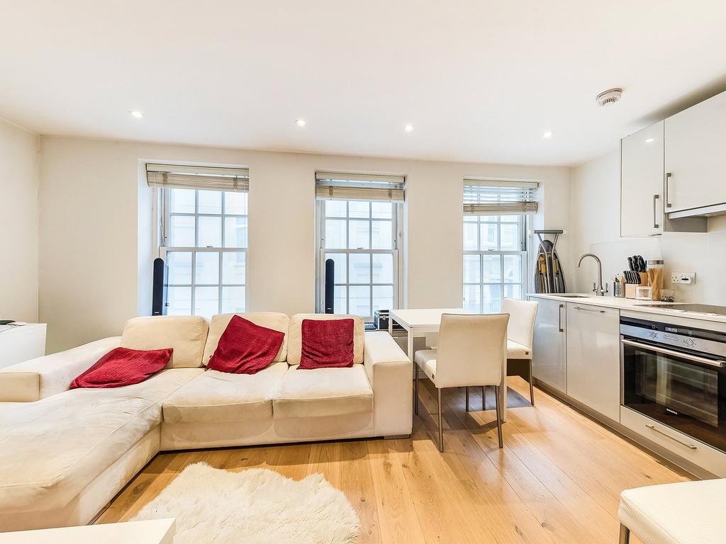 Rupert Street, London, W1D Studio - £2,102 pcm (£485 pw)