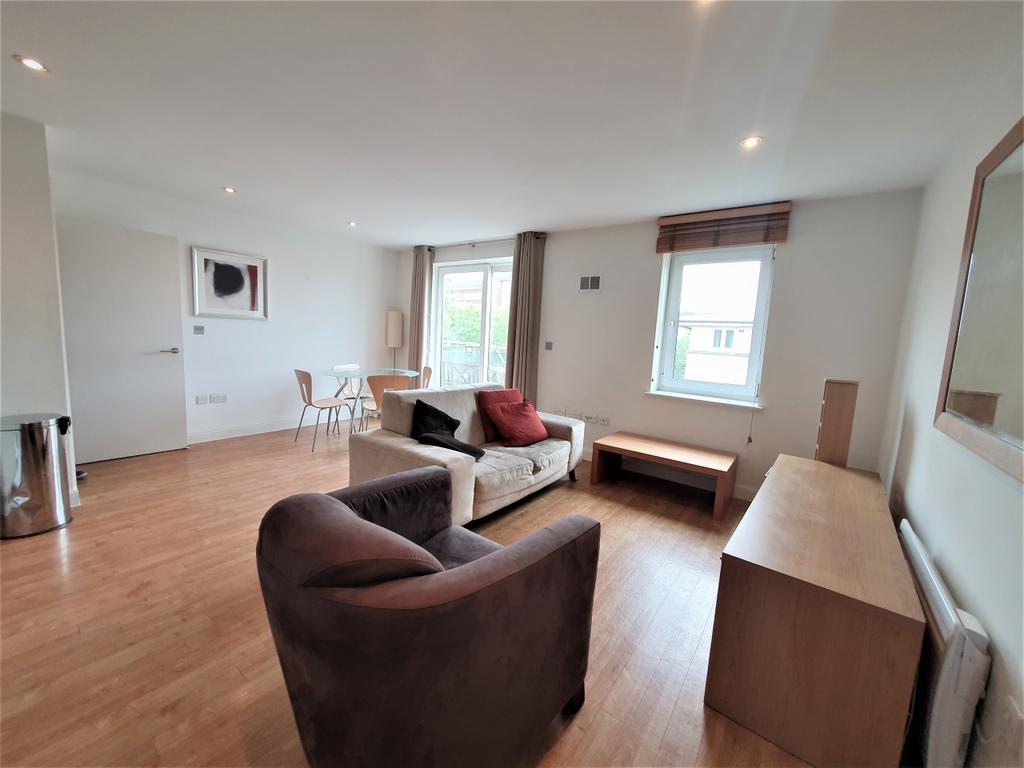 Queensgate House, Bow Central, London E3 1 bed apartment - £1,863 pcm ...