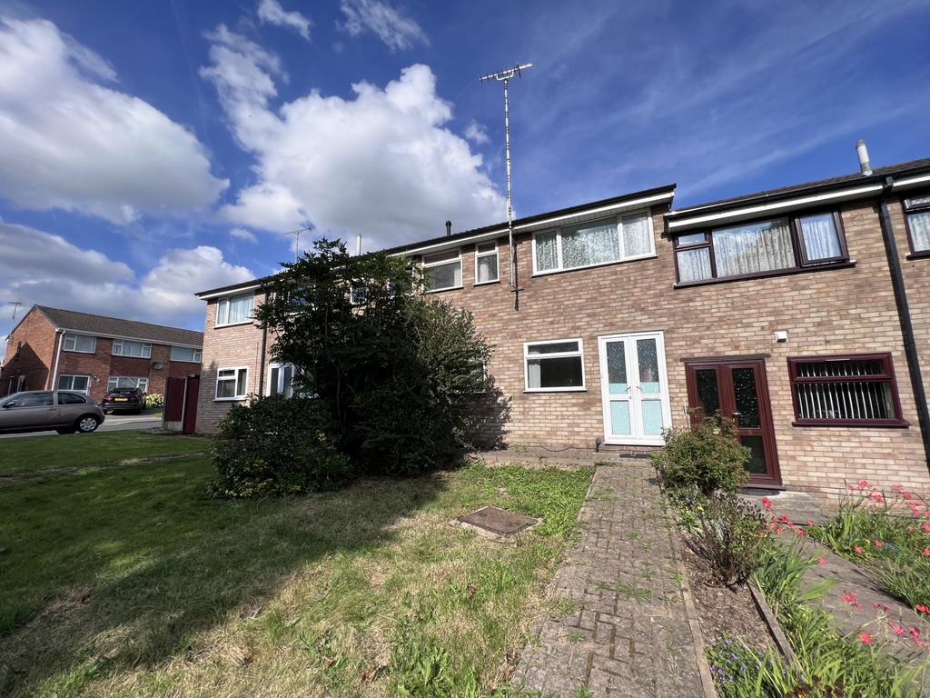 Carver Close, Stoke, Coventry, CV2 5NJ 3 bed terraced house - £170,000