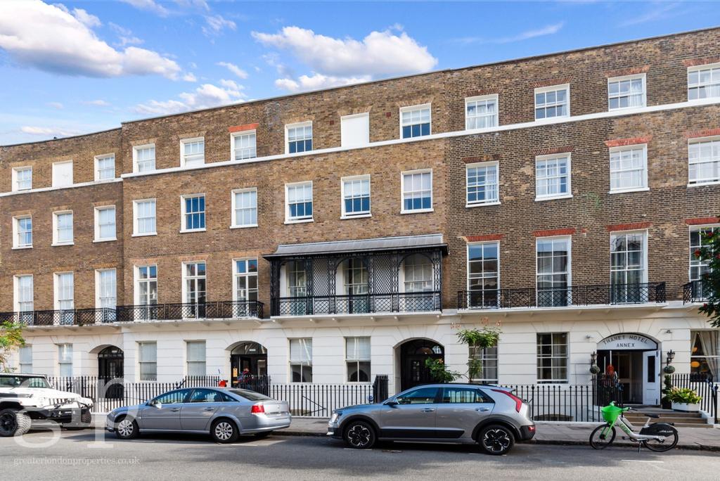 Bedford Place, Bloomsbury, WC1B 2 bed flat - £3,683 pcm (£850 pw)
