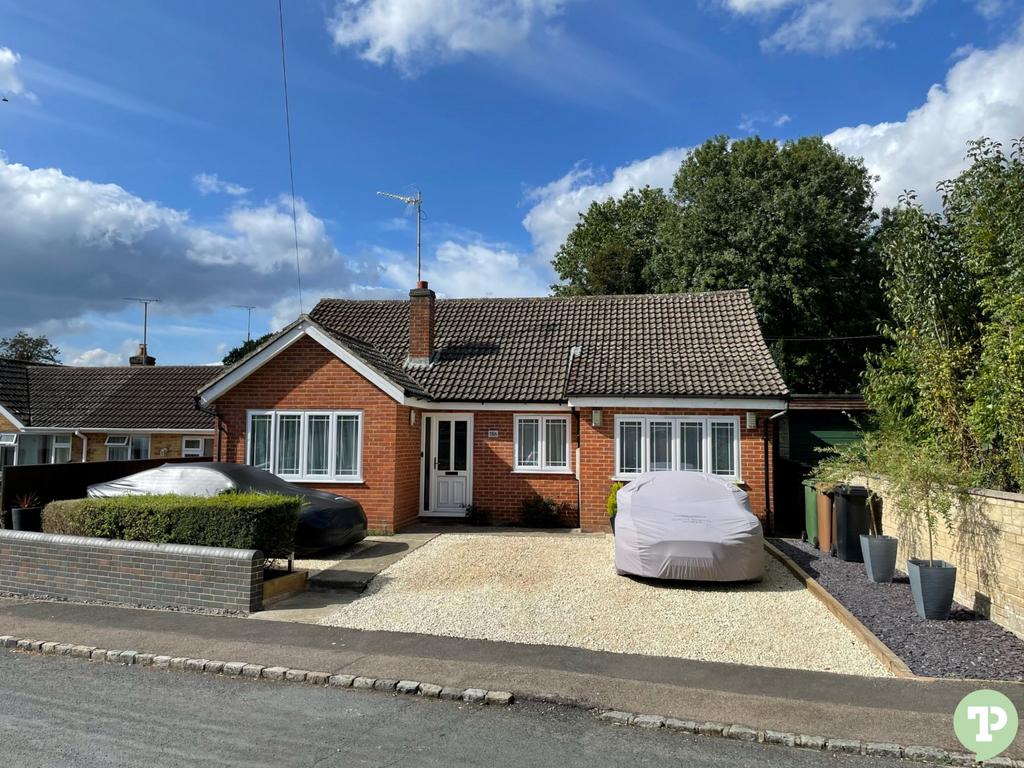 Manor Drive, Horspath, OX33 4 bed property - £515,000