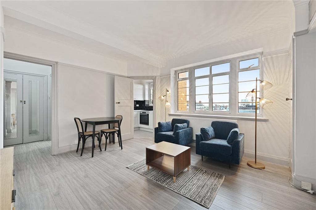 Vicarage Gate, Kensington, London, W8 Studio - £1,517 pcm (£350 pw)