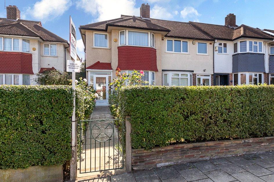 Whitefoot Lane, BROMLEY, Kent, BR1 3 bed end of terrace house for sale ...