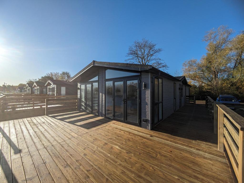 Plot 1, Park Realty Radcliffe at Tallington Lakes, Tallington Lakes ...