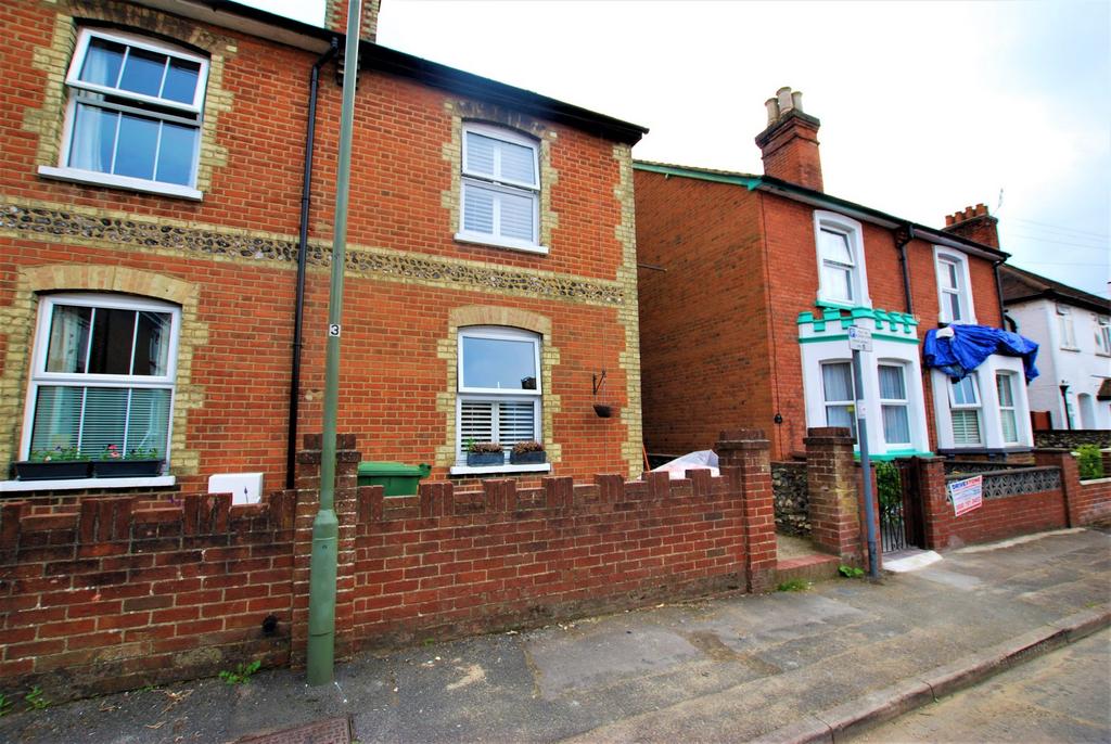 Park Road, Guildford, Surrey, GU1 4 bed semi-detached house - £2,500 ...