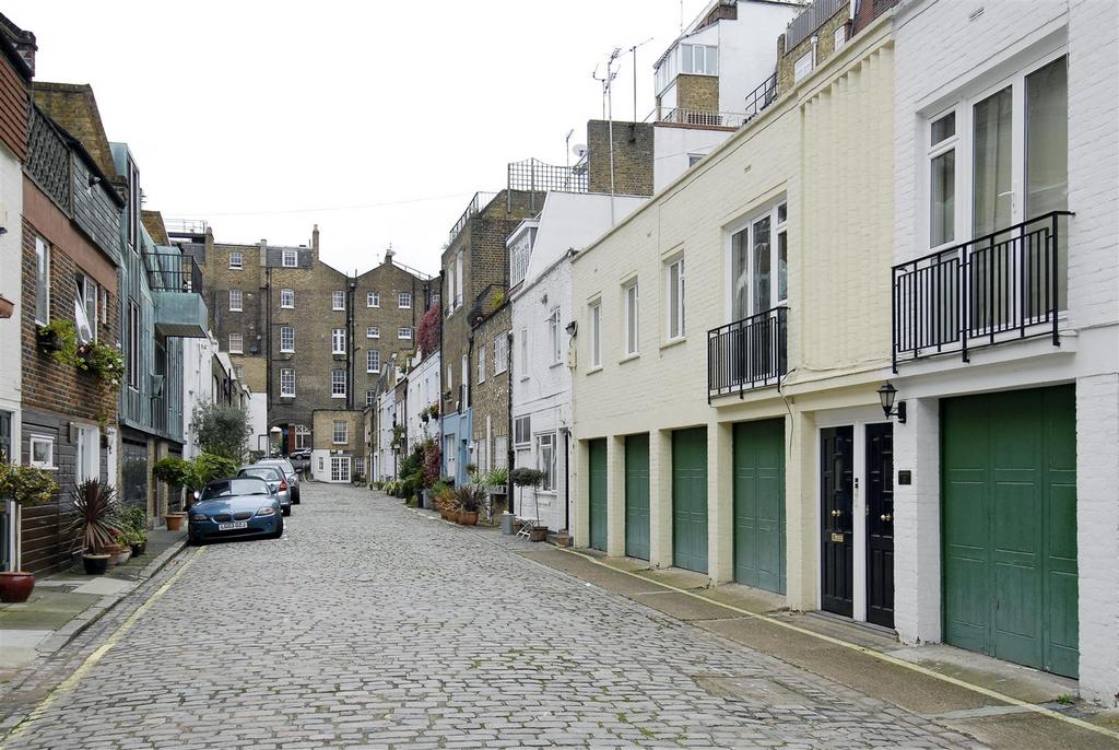 Upbrook Mews, Bayswater, London Garage - £350 pcm (£81 pw)
