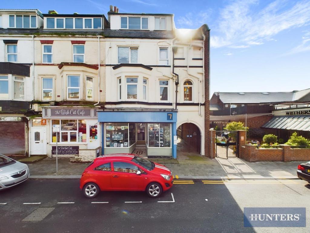 Regent Terrace, Bridlington 2 bed apartment for sale - £100,000
