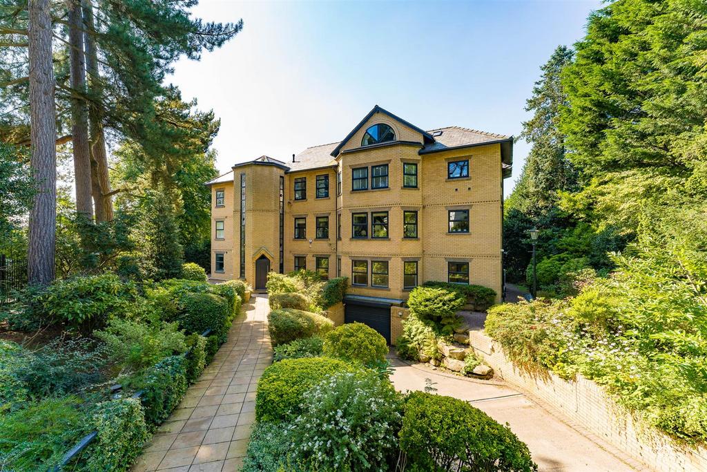The Springs, Bowdon, Altrincham 3 bed apartment for sale - £850,000