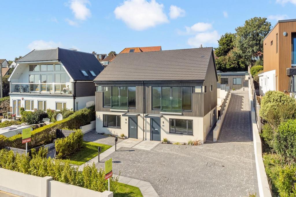 Warren Road, Brighton 3 bed semi-detached house - £695,000