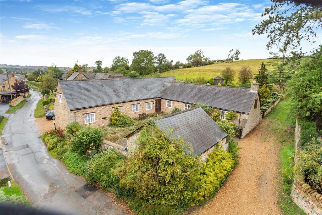 Shotley, Harringworth, Northamptonshire 4 bed detached house for sale - £675,000