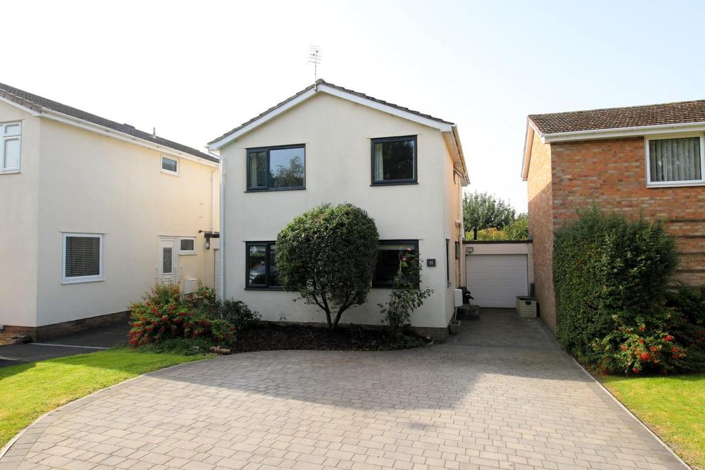 Extended family home backing onto... 4 bed link detached house - £485,000