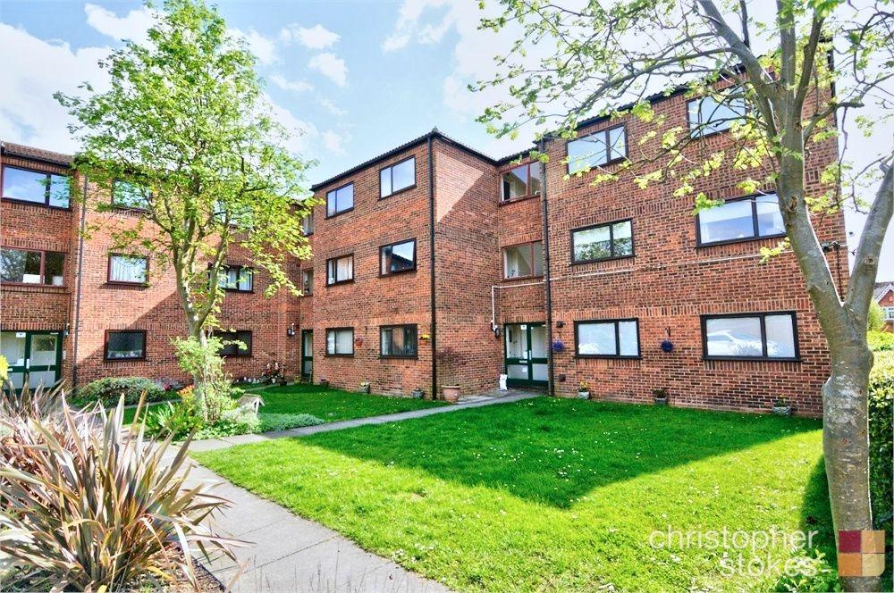 Globe Court, High Road, Broxbourne... 1 bed apartment - £1,000 pcm (£ ...