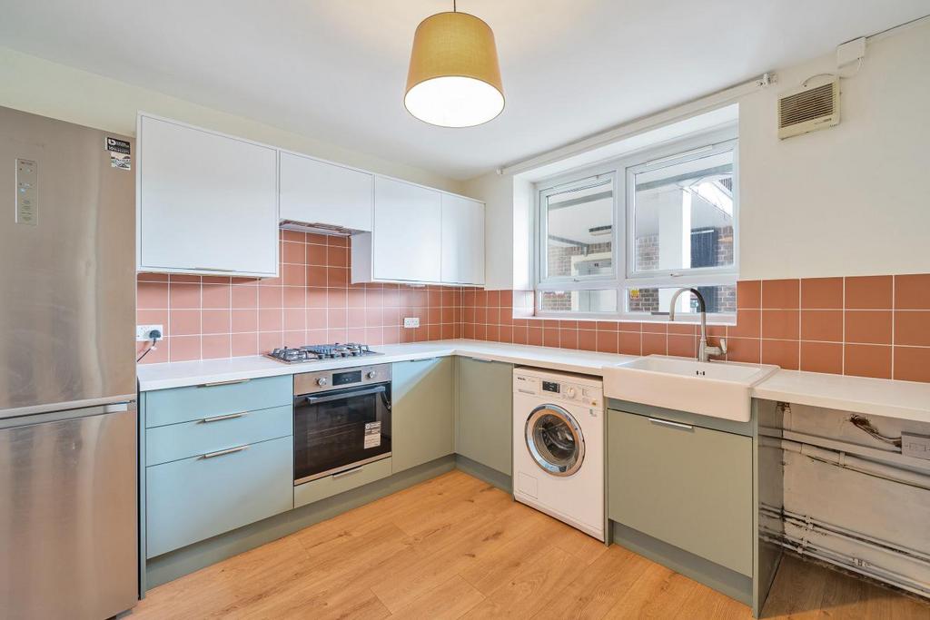 Turnham Road, Brockley 2 bed flat for sale - £350,000