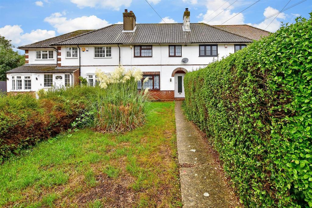 Chatham Road, Sandling, Maidstone, Kent 3 bed terraced house - £280,000