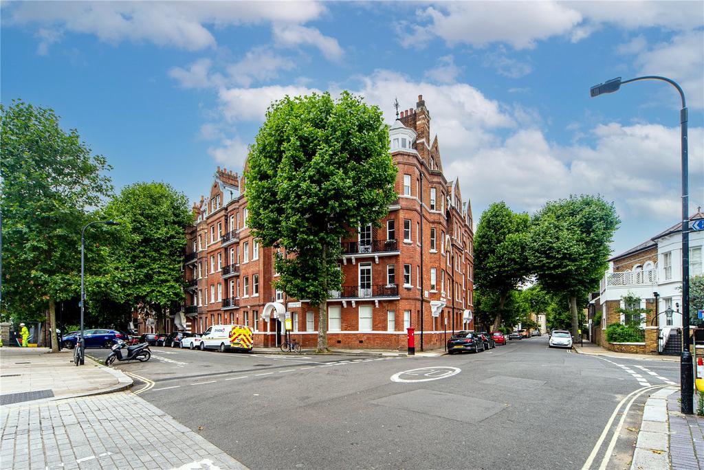 Digby Mansions, Hammersmith Bridge... 3 bed apartment - £800,000