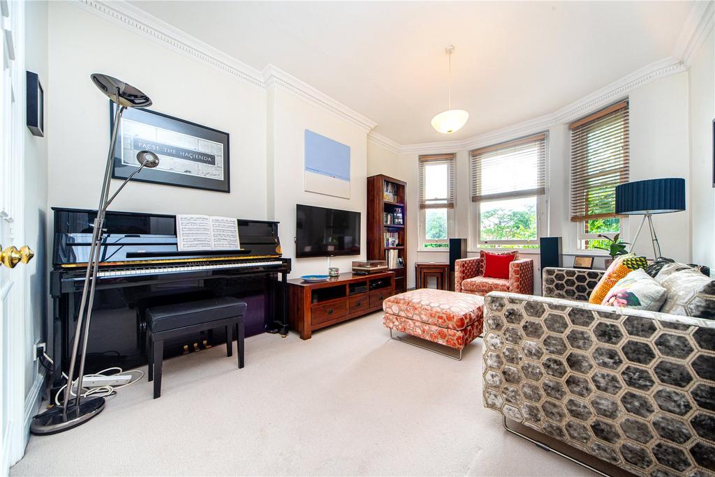 Digby Mansions, Hammersmith Bridge... 3 bed apartment - £800,000