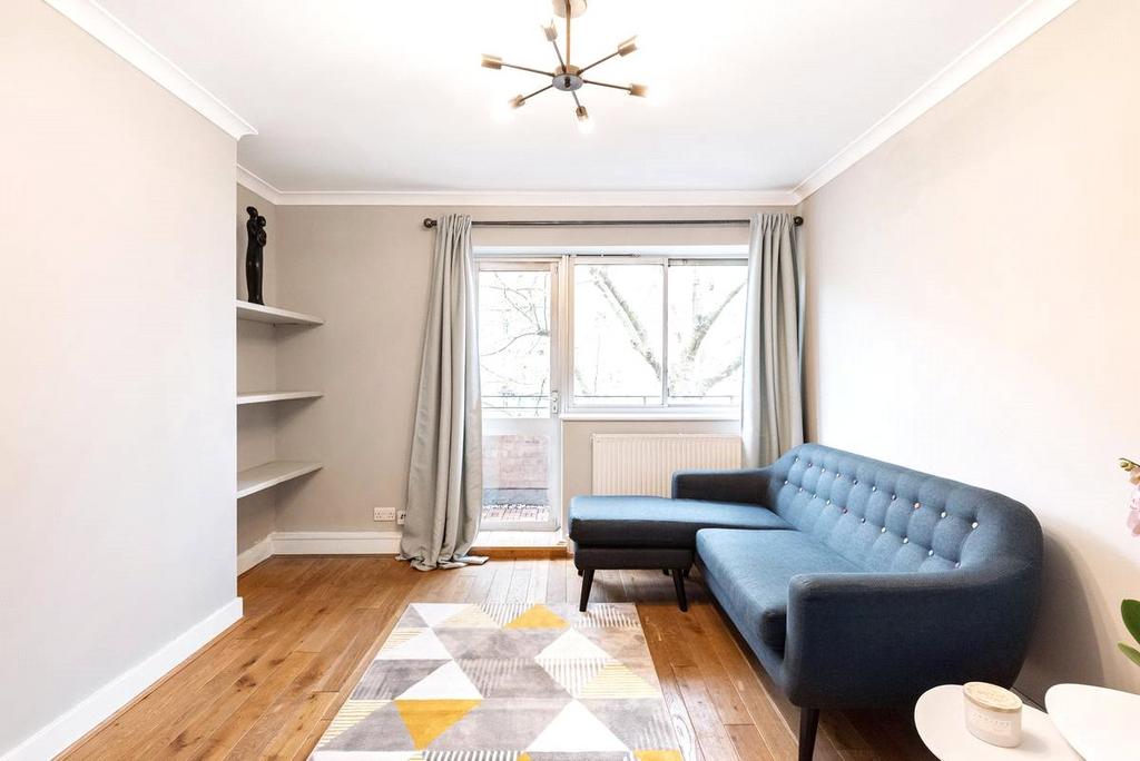 Burnham Street, London E2 2 bed apartment - £2,250 pcm (£519 pw)