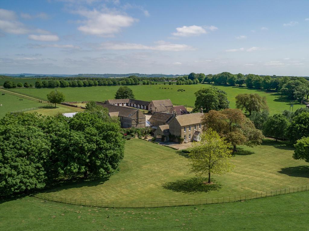 Stockwell, Cowley, Gloucester... Farm - £12,000,000