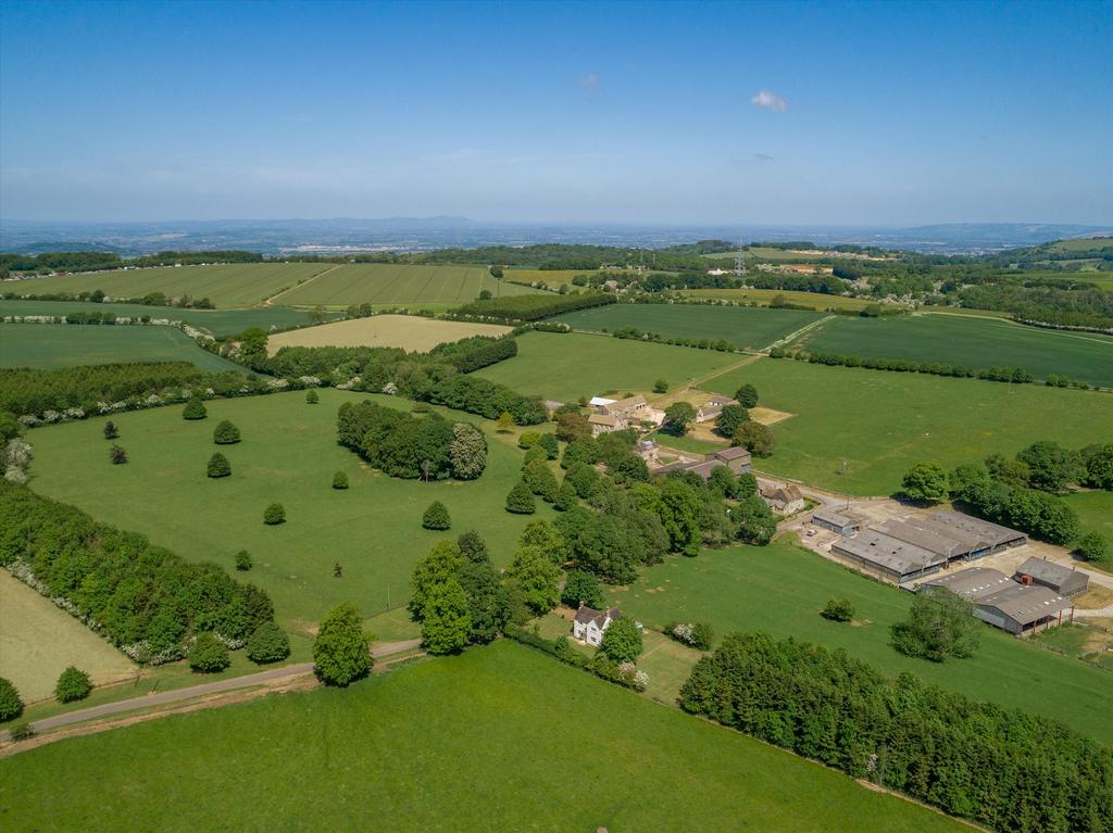 Stockwell, Cowley, Gloucester... Farm - £12,000,000