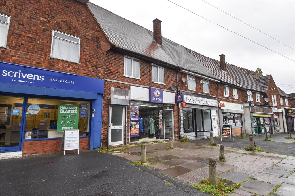 Castle Square, Weoley Castle Road... 2 bed apartment - £775 pcm (£179 pw)