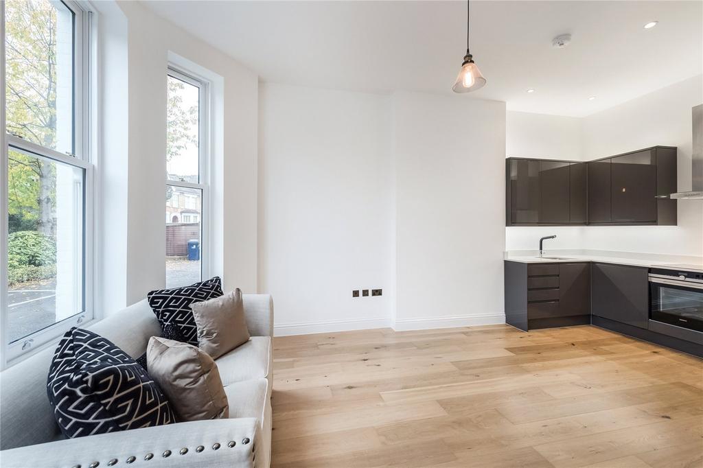 Creffield Lodge, 2-4 Creffield Road... 1 bed apartment - £1,850 pcm (£ ...