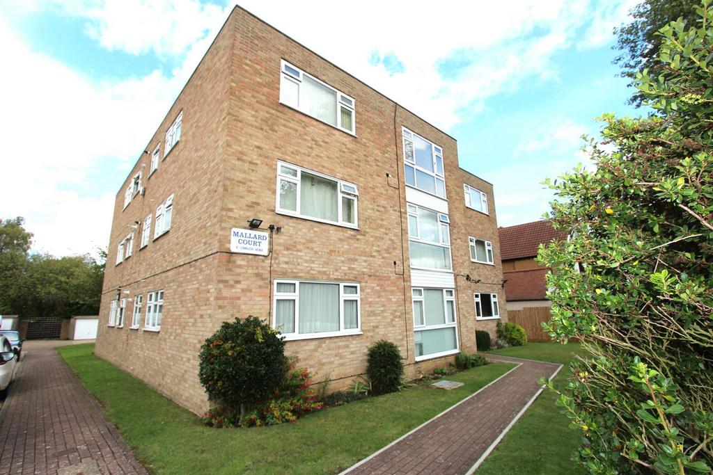 Mallard Court, North Chingford 1 bed flat for sale - £290,000