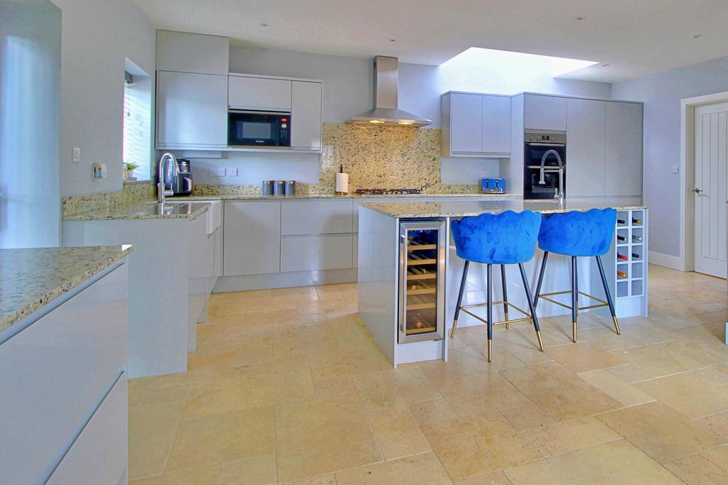 Grazeley Green, Reading RG7 4 bed house for sale - £720,000