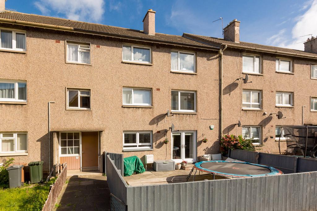 7/2 Christian Crescent, Brunstane, ... 2 bed ground floor flat - £150,000