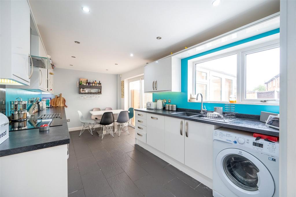 Wedgewood Crescent Ketley Telford Shropshire Tf1 3 Bed Semi