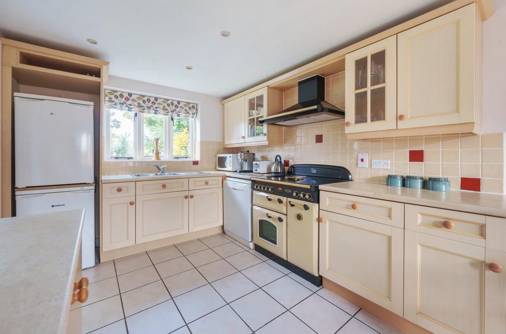 Standerwick Orchard, Broadway, Ilminster, Somerset, TA19 4 bed detached ...