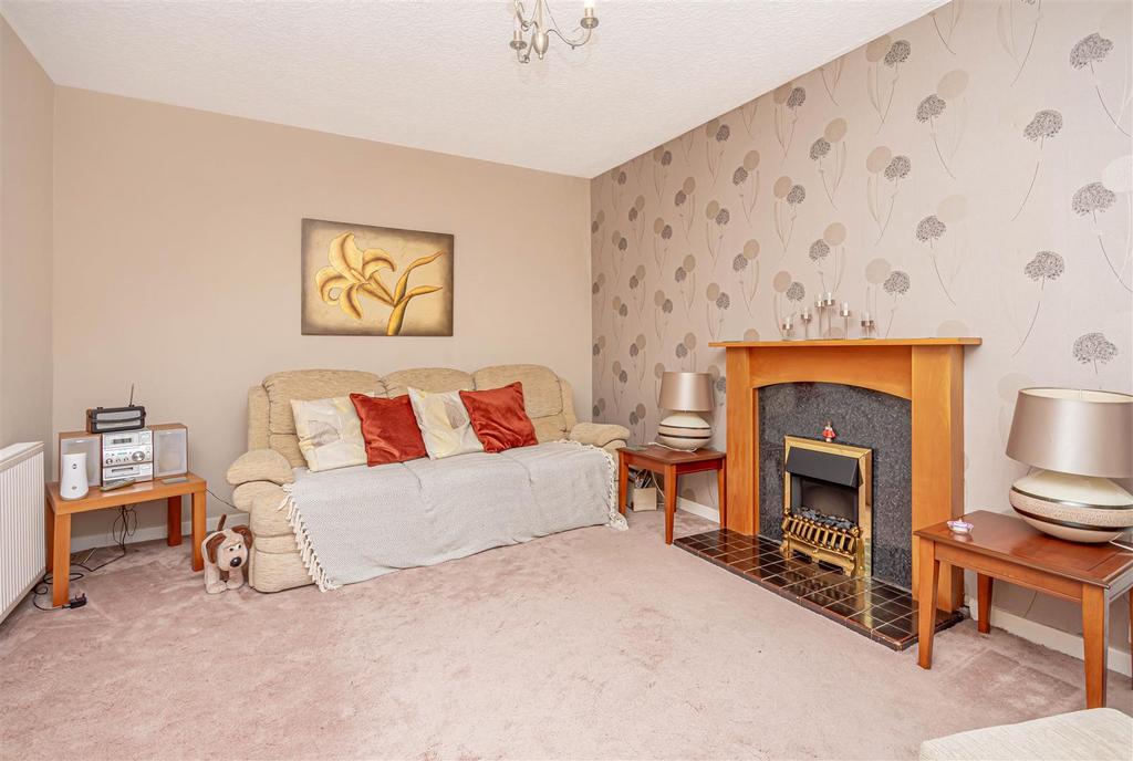 66 Keir Street, Cowdenbeath, KY4 9DS 3 bed bungalow for sale - £145,000
