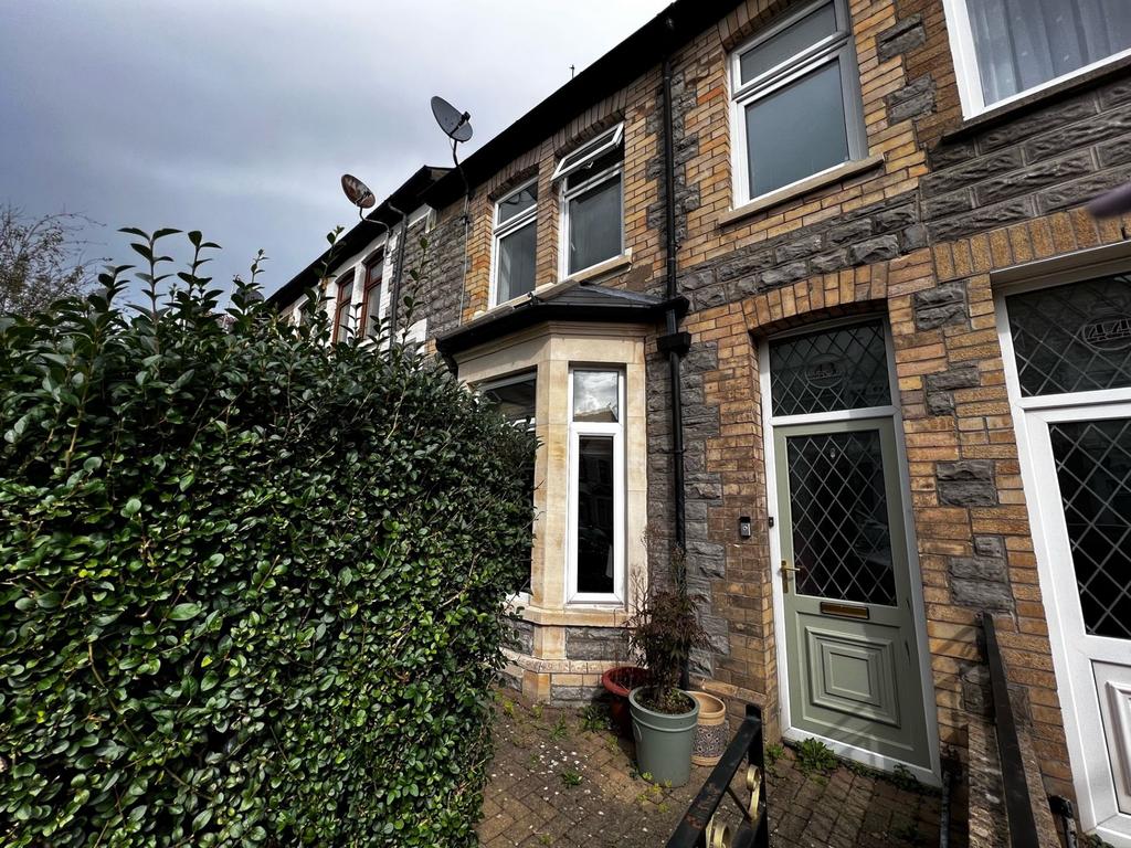 Newlands Street, Barry, CF62 3 bed property - £249,000