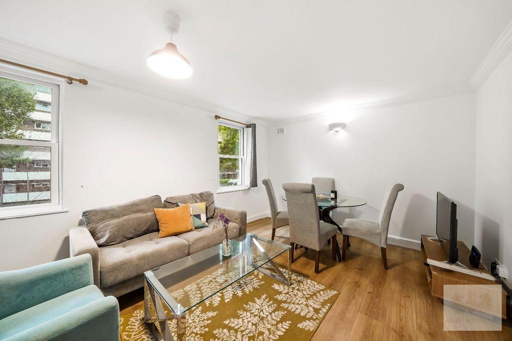 Wickham Road, London 2 bed flat - £1,700 pcm (£392 pw)