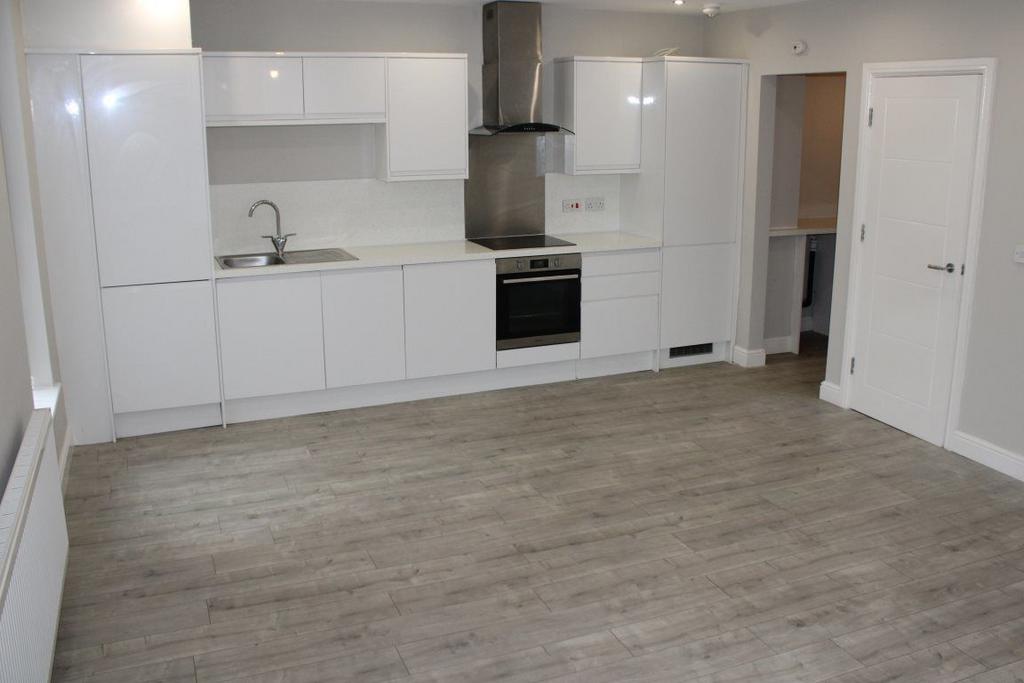 Silvester Street, Liverpool 2 bed flat - £850 pcm (£196 pw)
