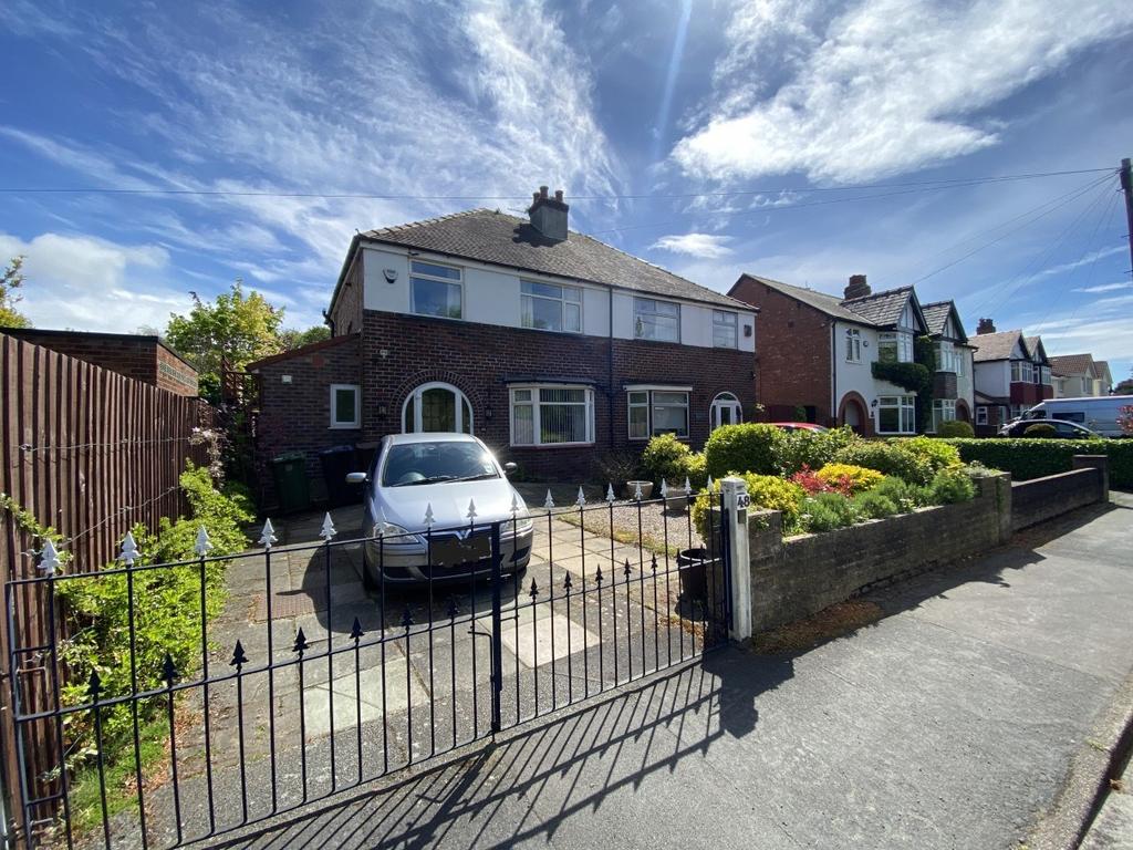 Timms Lane, Freshfield, Liverpool, L37 3 bed semi-detached house - £275,000