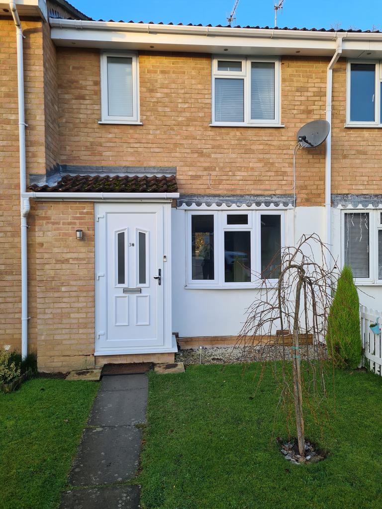 Spring Lane, Bexhill-on-Sea TN39 2 bed semi-detached house - £1,200 pcm ...