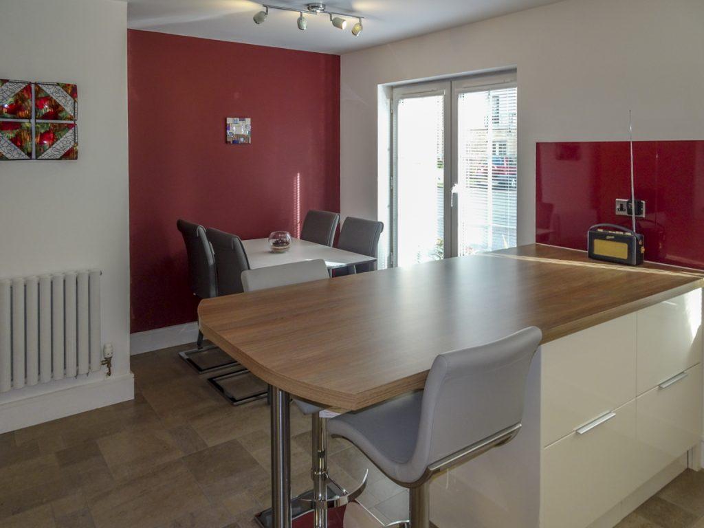 146T – Timber Bush, Edinburgh, EH6 6QH 2 bed flat - £1,200 pcm (£277 pw)