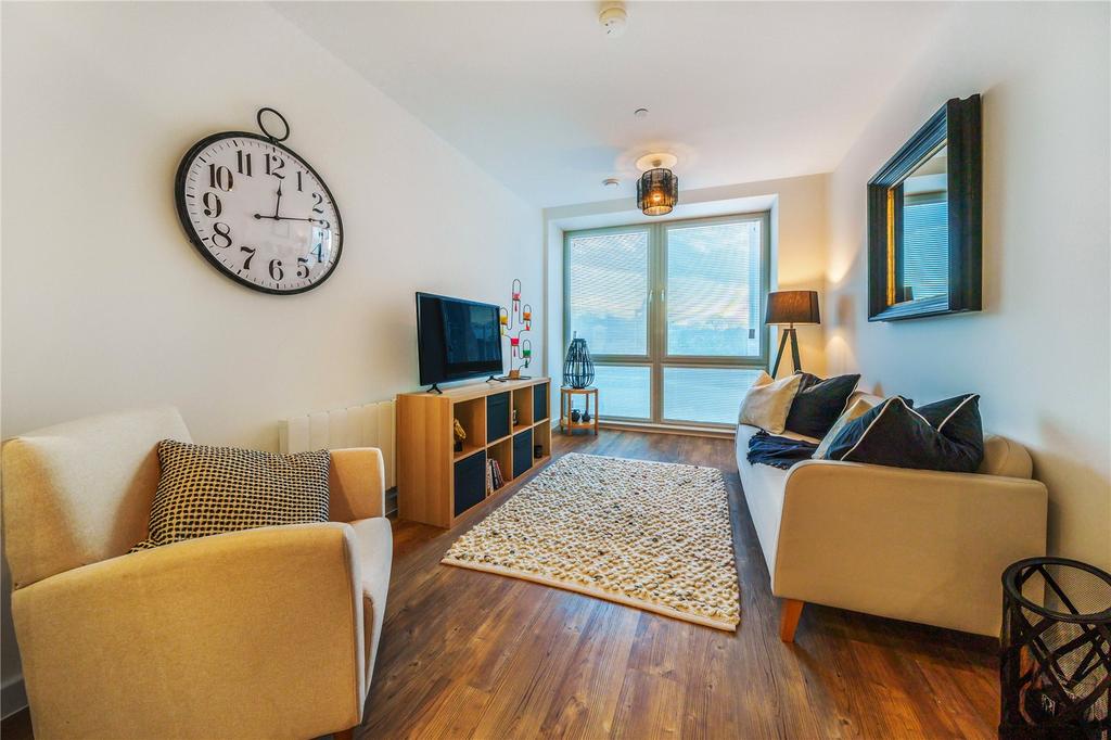 Central House, Eagle Way, Great Warley, CM13 2 bed apartment - £1,775 ...