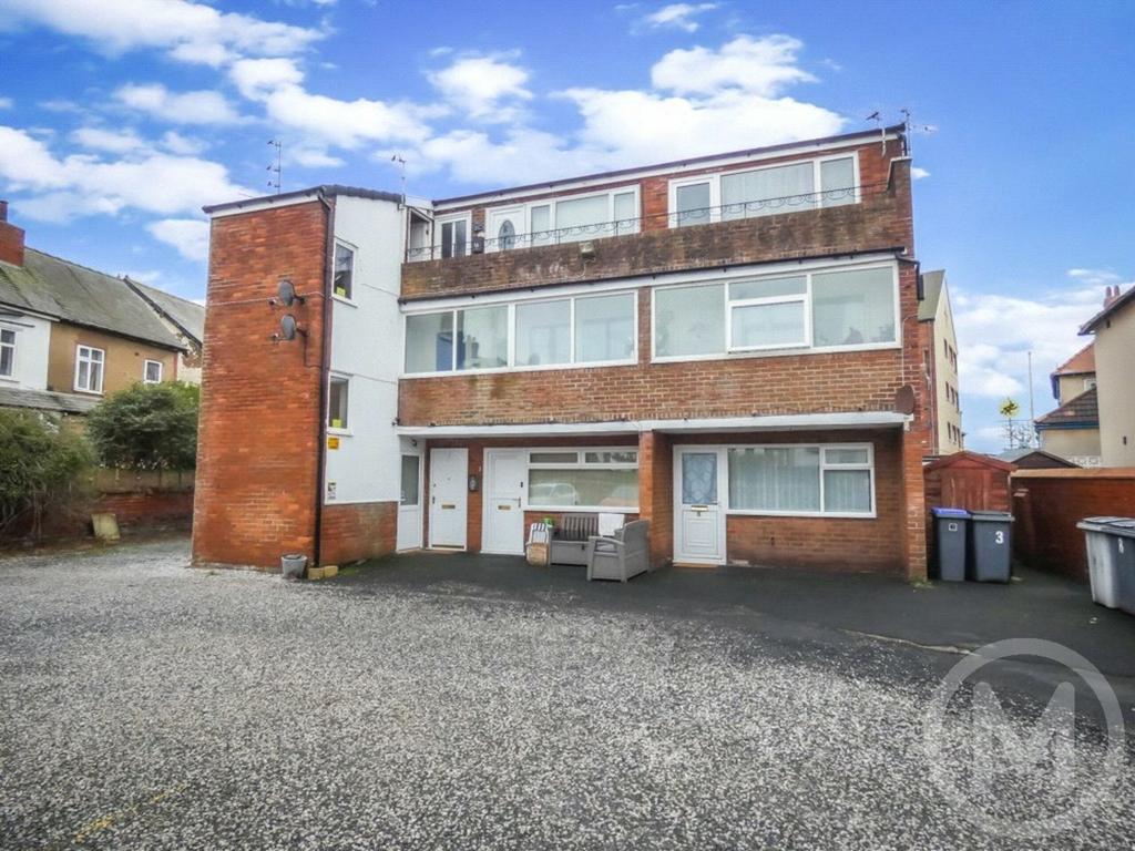 Cliff Court, Cliff Place 1 bed flat for sale - £49,950