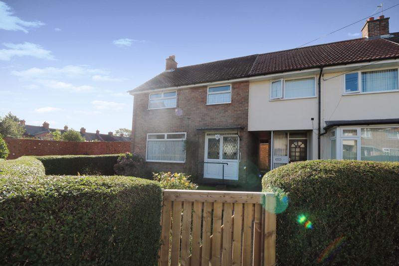 Raywell Close, Anlaby 3 bed terraced house - £132,500