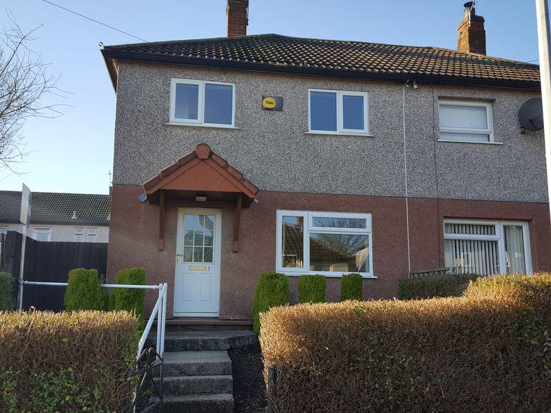 1 Worcester Road, Dawley 2 bed semi-detached house - £695 pcm (£160 pw)