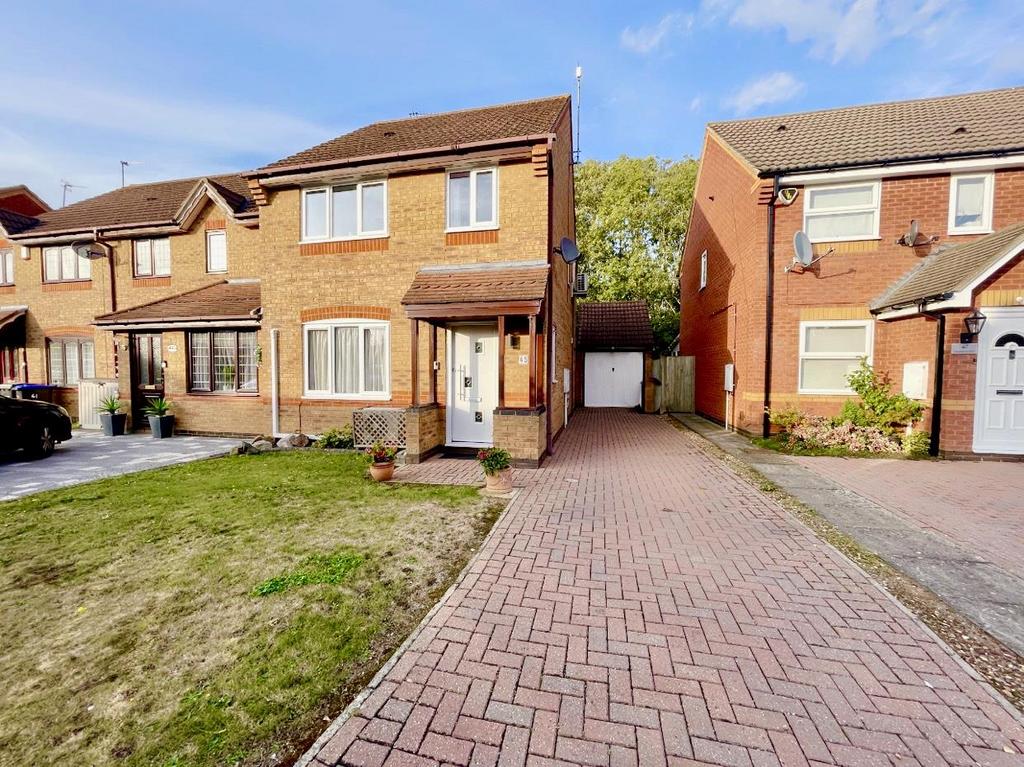 Sandhurst Close East Hunsbury 3 Bed Semi Detached House £279 995