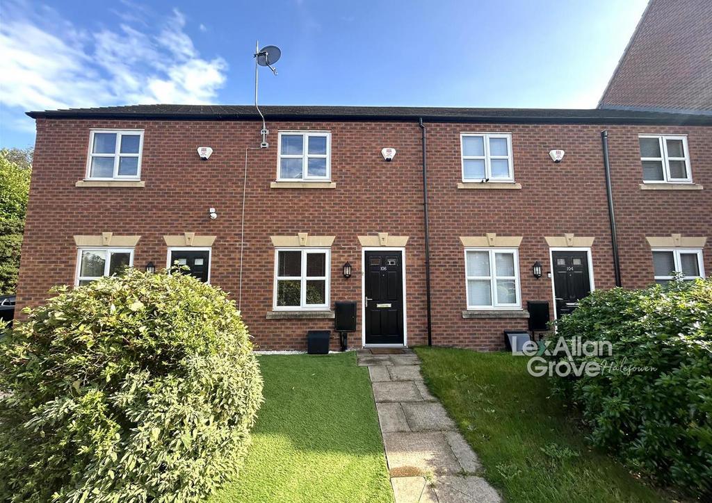 Bhullar Way, Oldbury 2 bed terraced house - £180,000