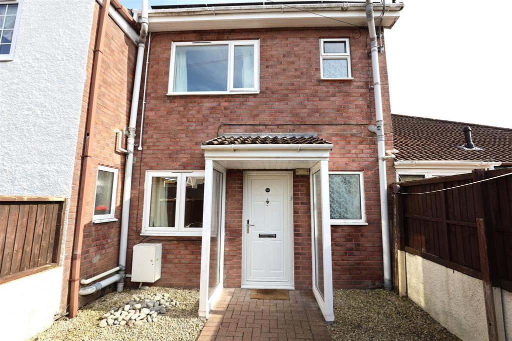 33D Pantycelyn Place, St. Athan... 2 bed house - £750 pcm (£173 pw)