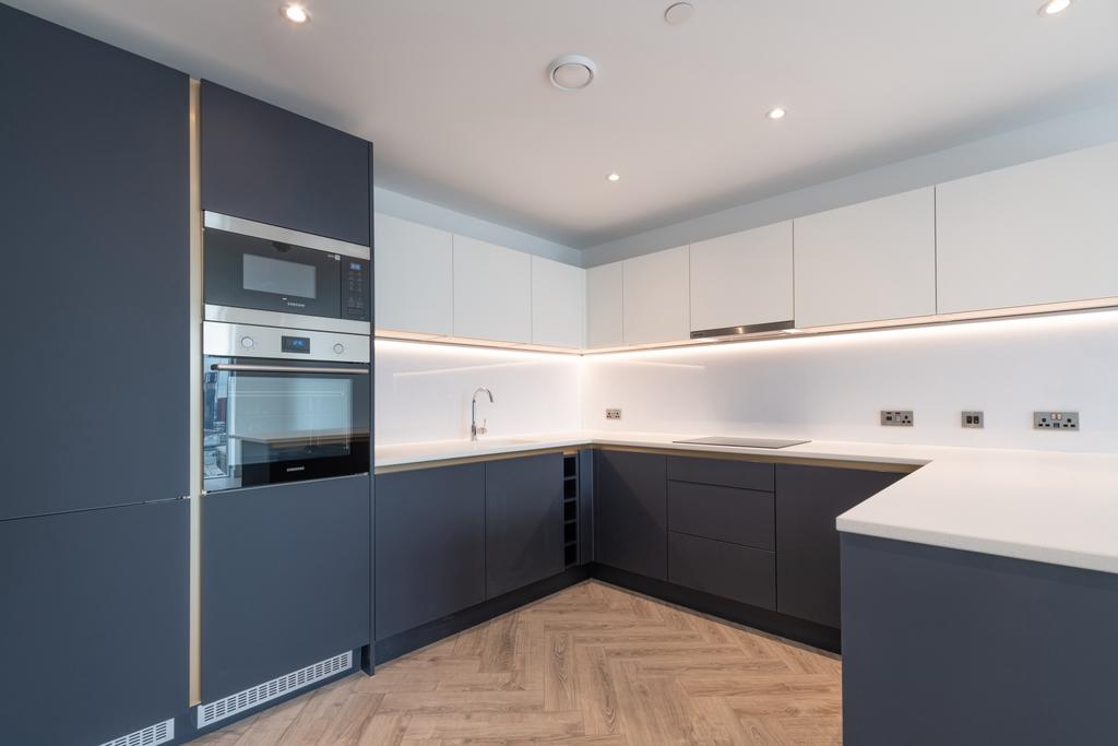 Bankside Boulevard, Cortland at... 2 bed apartment - £1,729 pcm (£399 pw)