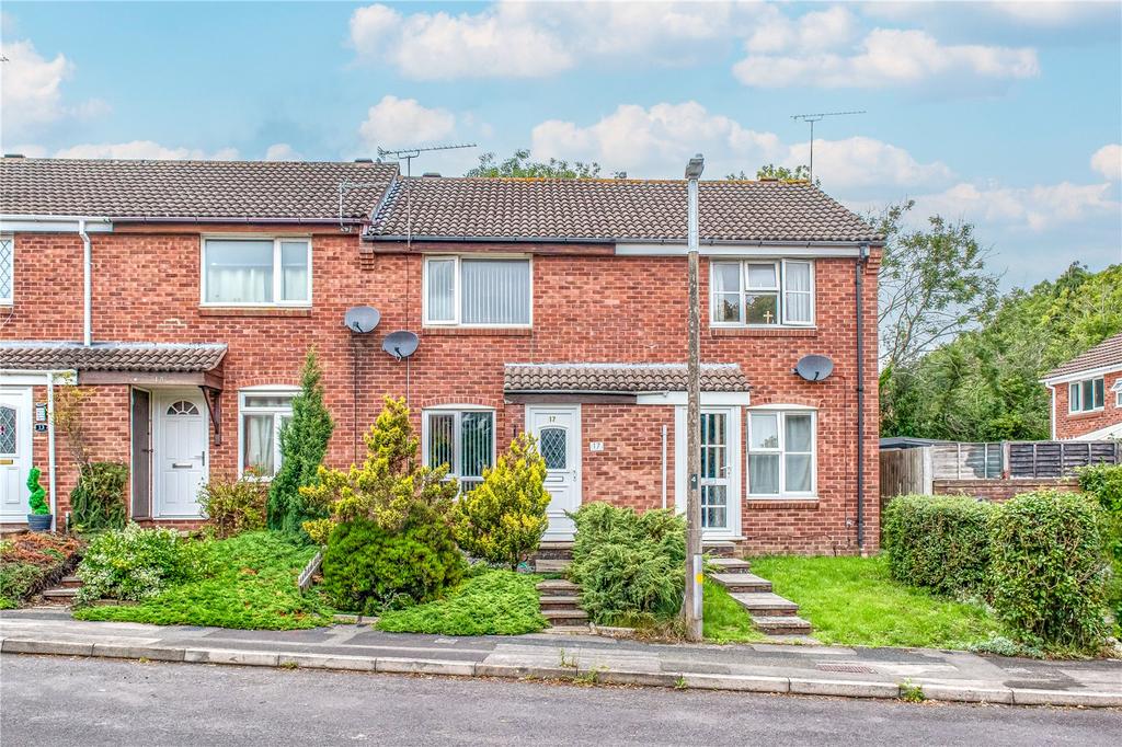 Eastleaze, Swindon SN5 2 bed terraced house - £220,000